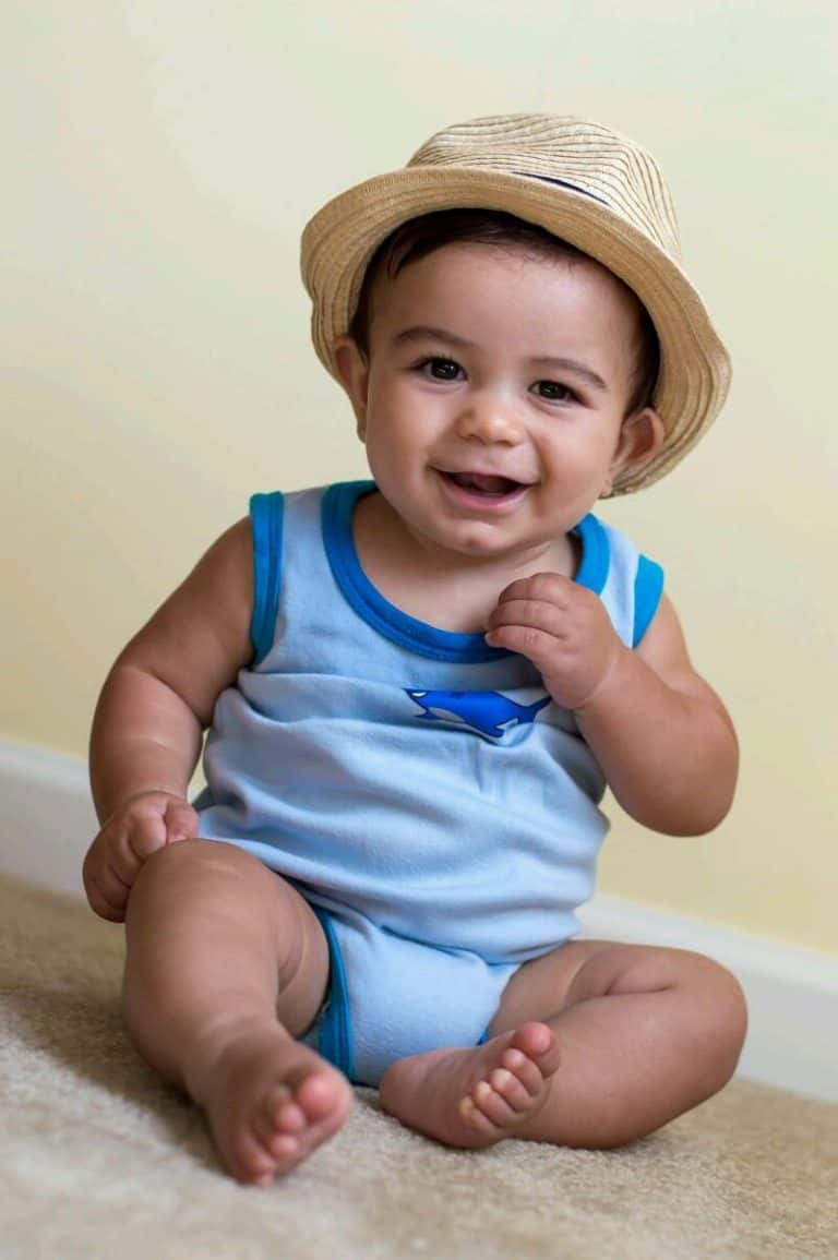 Strike a Pose!: Posing Kids for Pictures - Simply Rooted Family