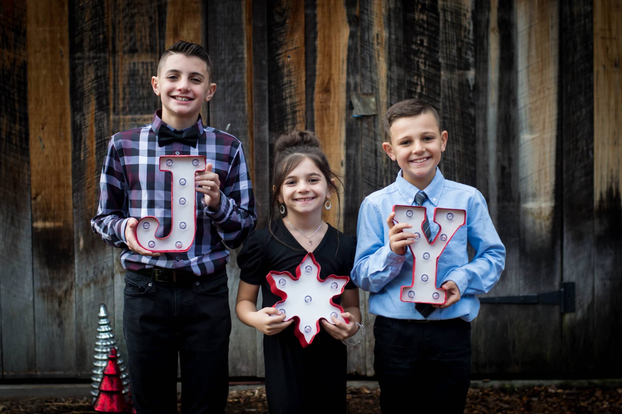 Strike a Pose!: Posing Kids for Pictures - Simply Rooted Family