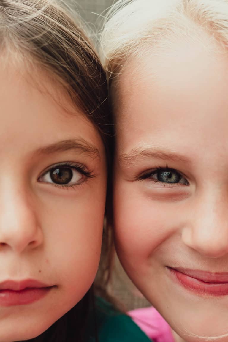 4 Easy Tips for a Stunning Side-by-Side Portraits - Simply Rooted Family