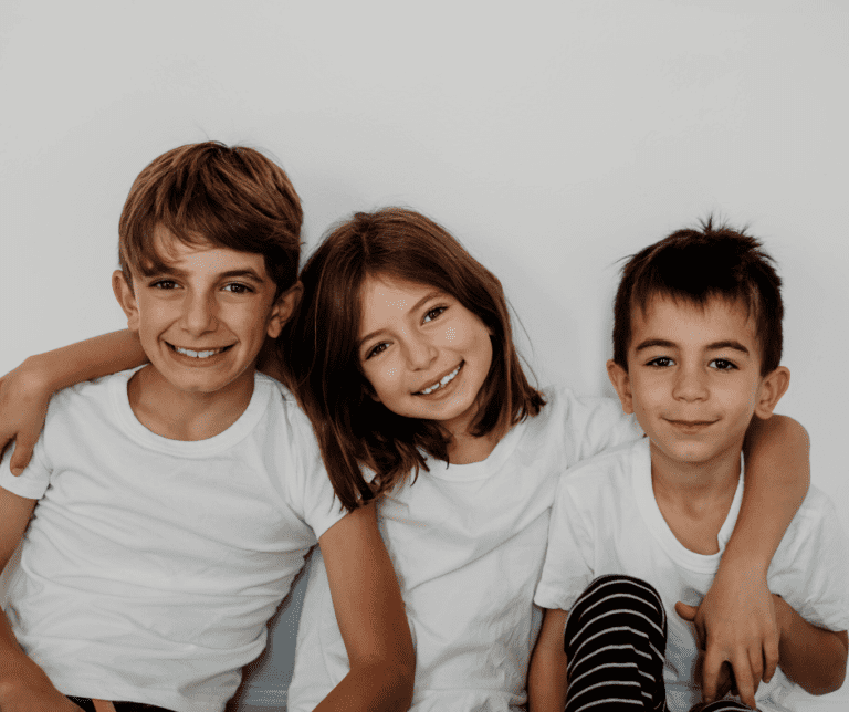 Close Siblings Have Parents That do These 5 Things - Simply Rooted Family